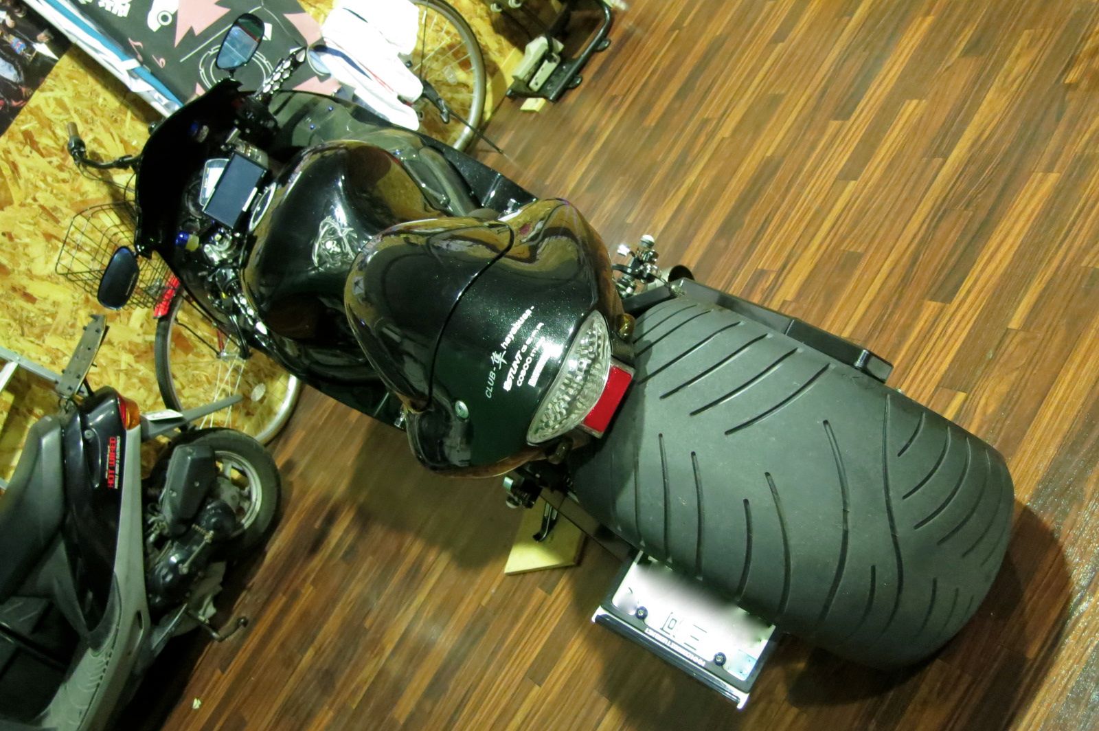 ニュースクールカスタム スズキ 隼（ハヤブサ） SUZUKI HAYABUSA NEW SCHOOL CUSTOM | HOT WIRED (ホットワイヤード) オフィシャルブログ ...